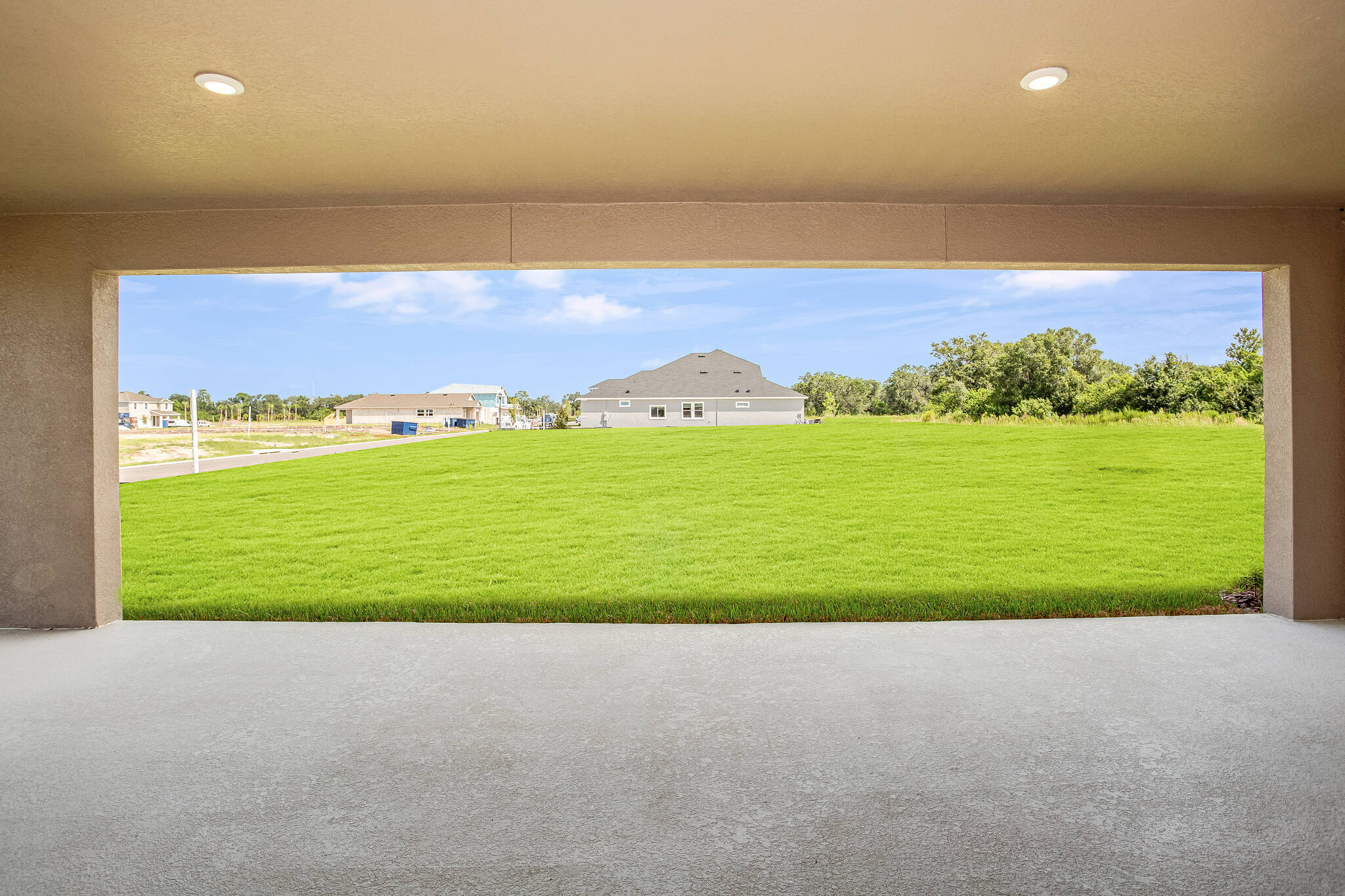 AI & Professional Real Estate Photo Editing - AgentUp