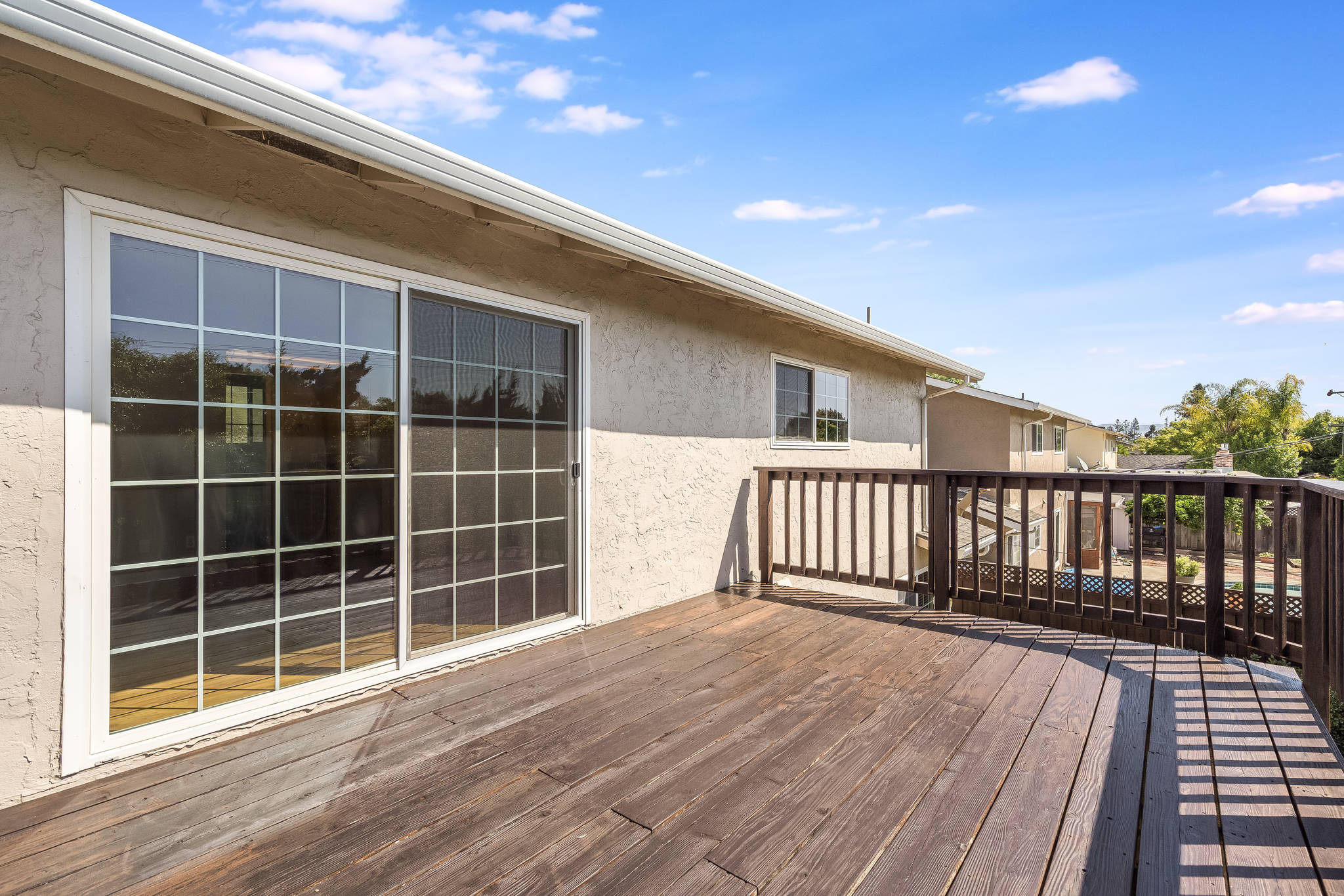 AI & Professional Real Estate Photo Editing - AgentUp